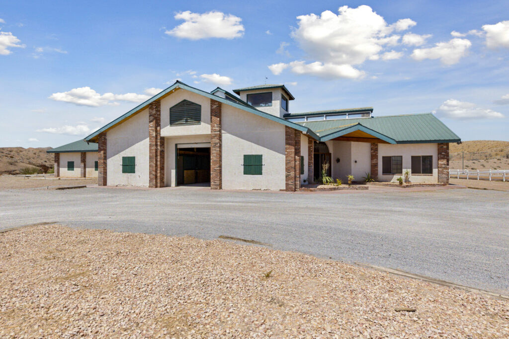 Logandale Equine Center - James Bigley Ranches